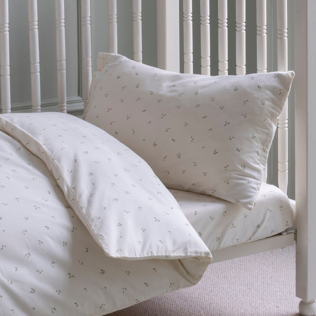 Organic Cotton Cotbed Bedding Set - Nettle Scatter & Avery Row UK