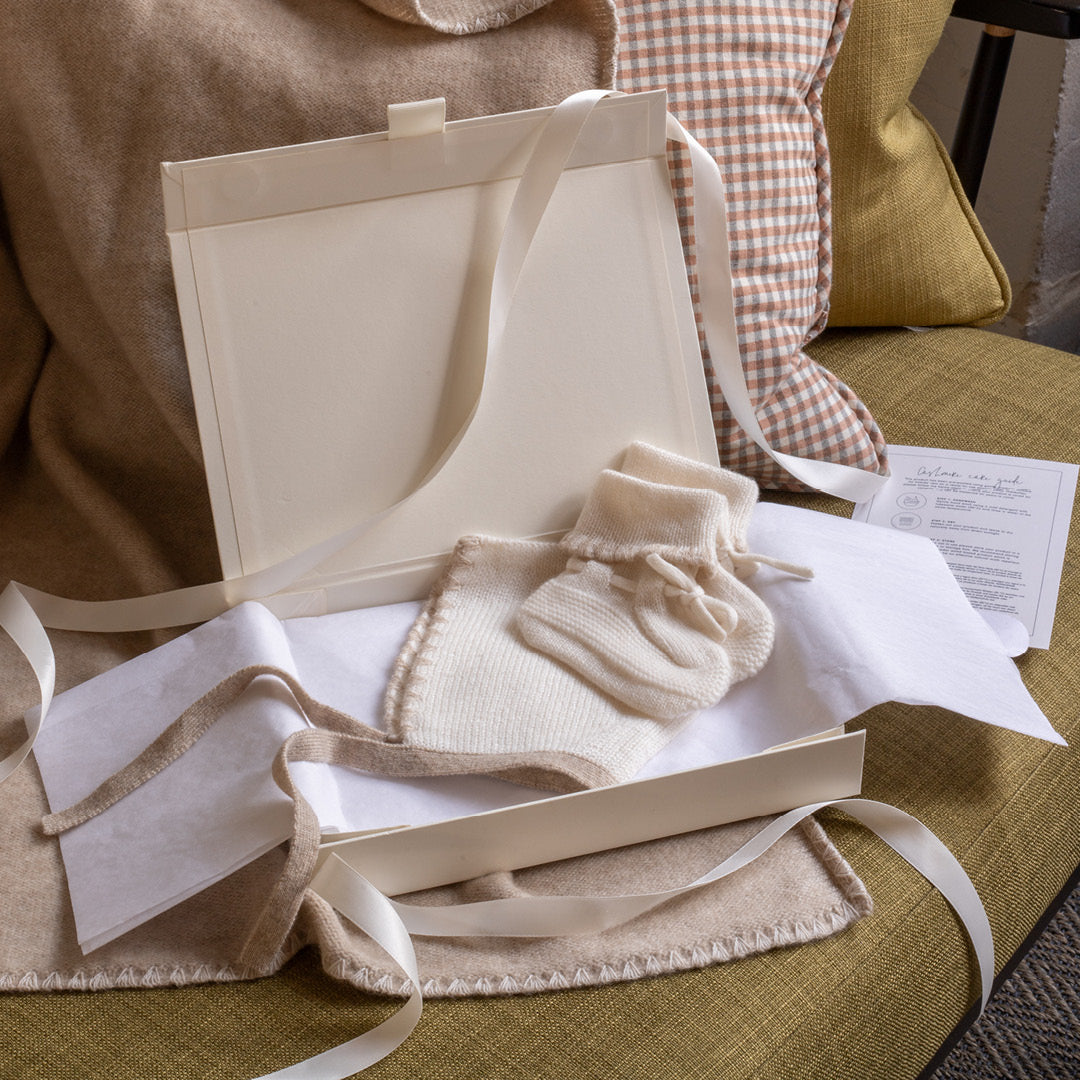 Cashmere Bonnet & Booties New Baby Gift Set - Natural & Avery Row UK